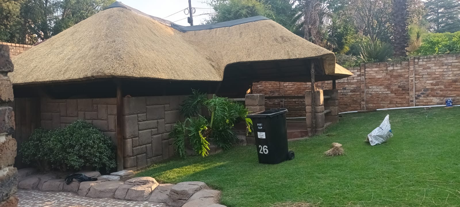 Services – Thatch Roofrepairs